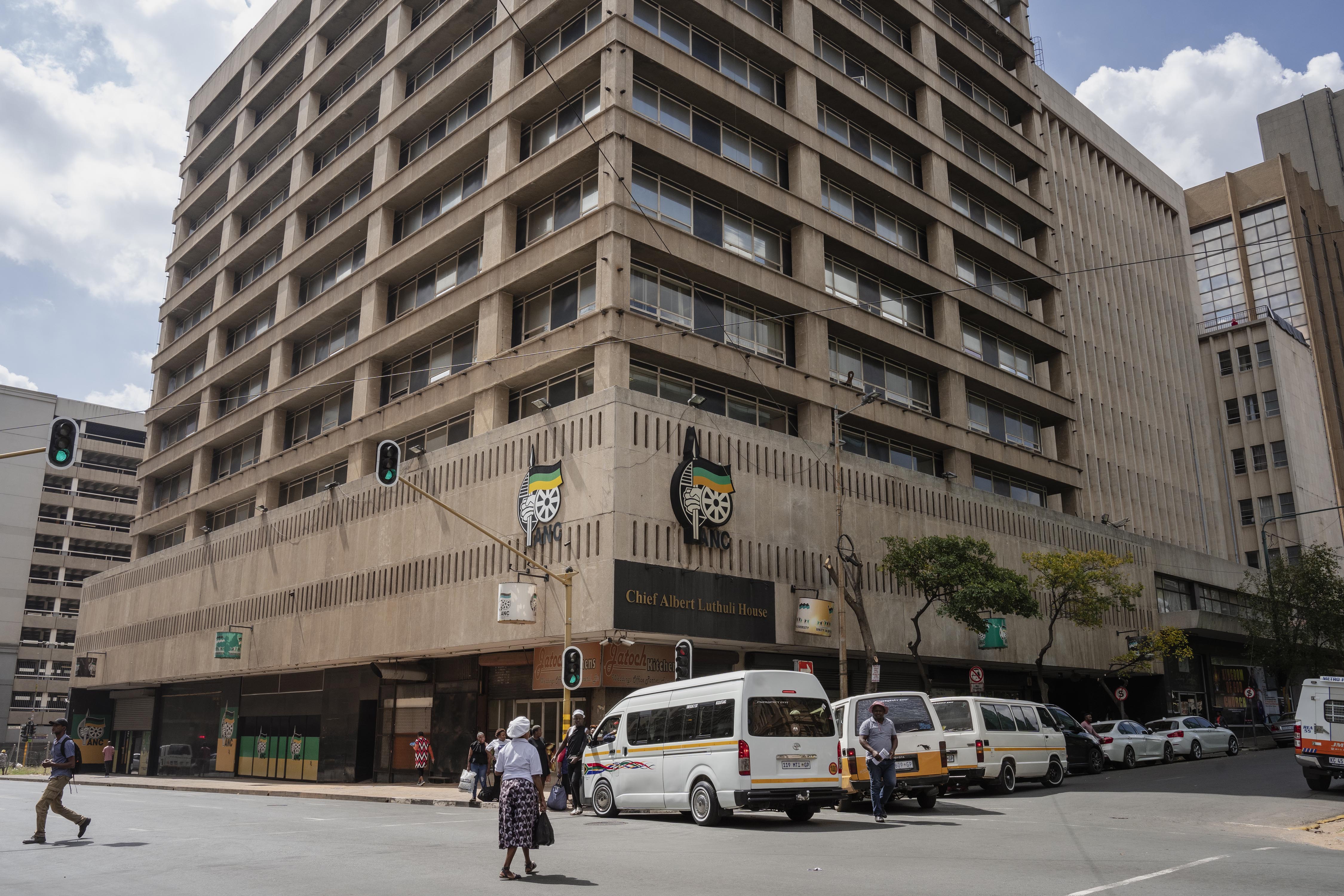 GroundUp Images: Gallery of high-quality free South African news photos | Luthuli House in ...